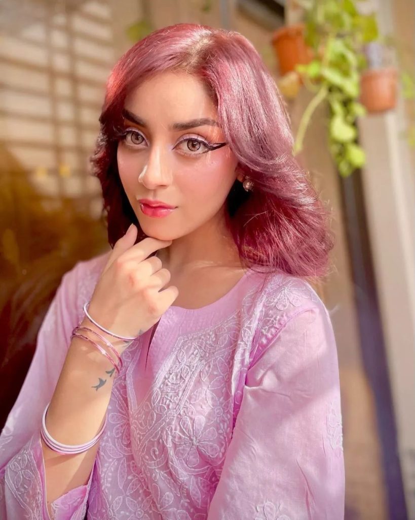 Alizeh Shah Trolled For Her Eid Look | Reviewit.pk