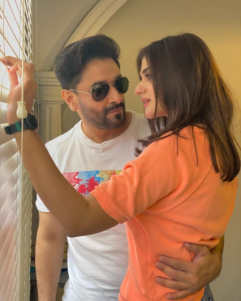 Hira And Mani Reveal Who Earns More In The Family | Reviewit.pk