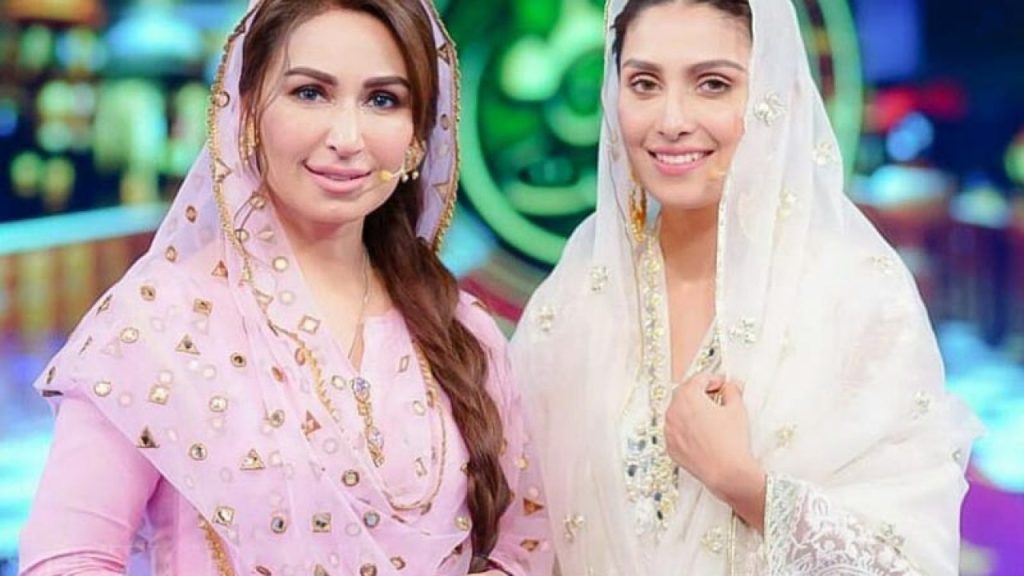 Reema Khan Reveals Actress Who Can Play Her In Her Biopic | Reviewit.pk