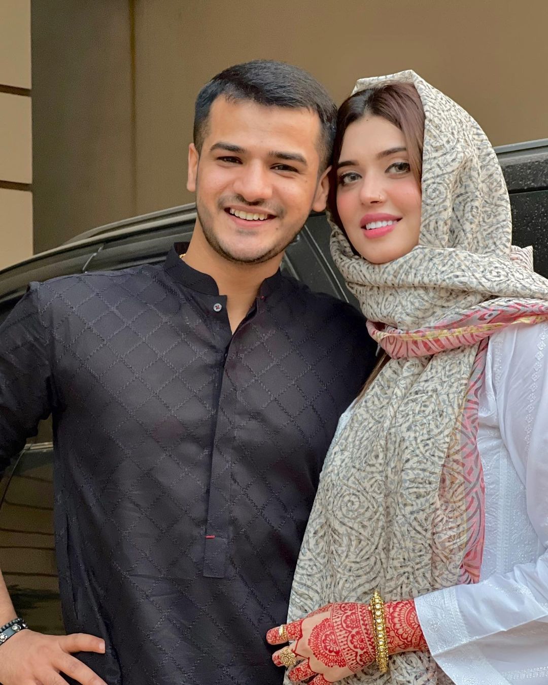 Kanwal And Zulqarnain's Mesmerizing Clicks From Europe | Reviewit.pk