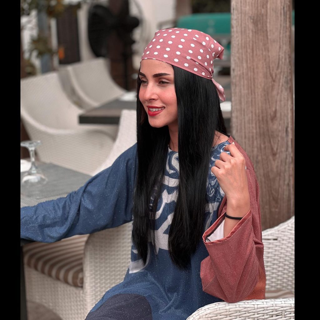 Nimra Khan Gives Us Major Summer Styling Goals | Reviewit.pk