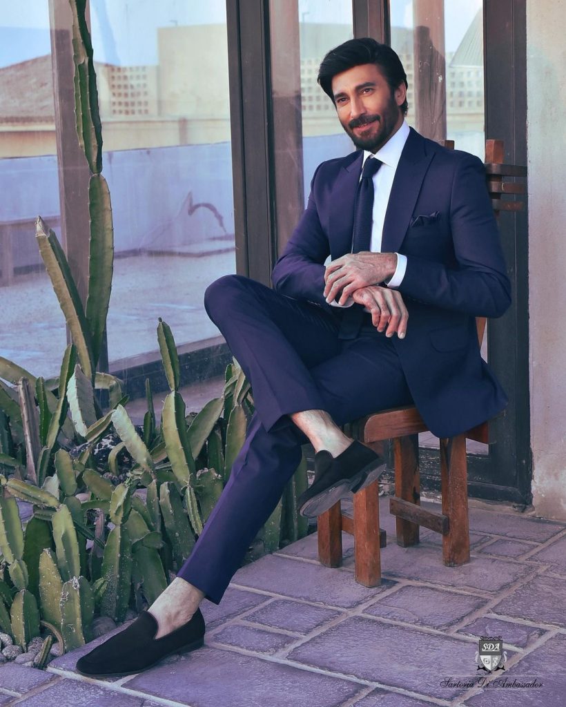 Aijaz Aslam Shares His Diet Plan in Detail - Must Watch | Reviewit.pk