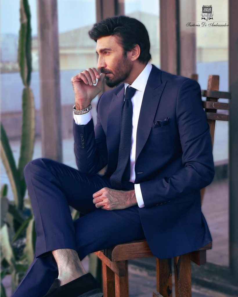 Aijaz Aslam Shares His Diet Plan in Detail - Must Watch | Reviewit.pk