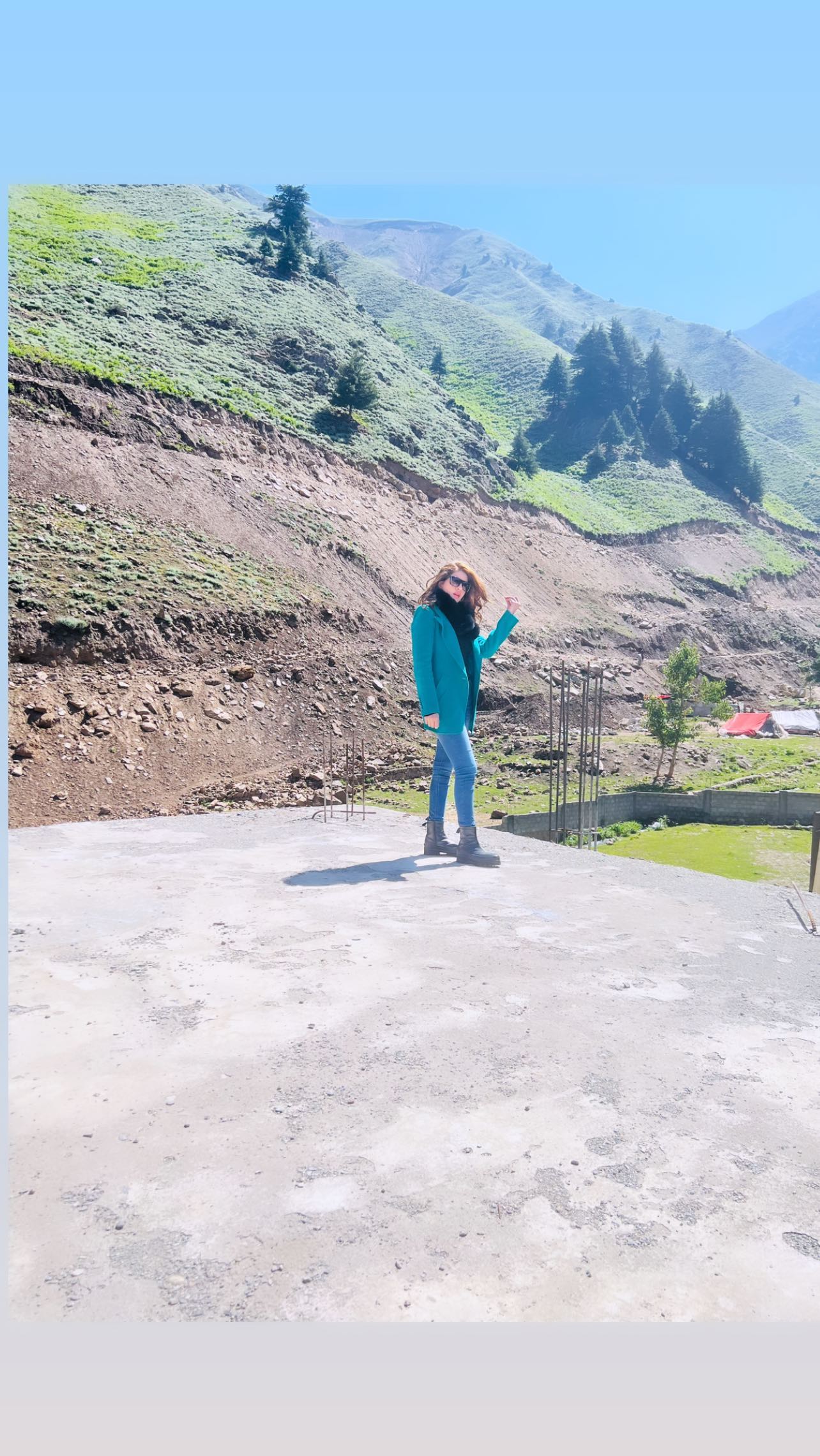 Sadia Faisal Enjoying Vacation In Northern Pakistan | Reviewit.pk