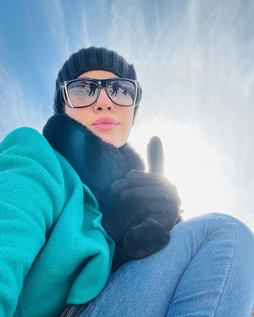 Sadia Faisal Enjoying Vacation In Northern Pakistan | Reviewit.pk