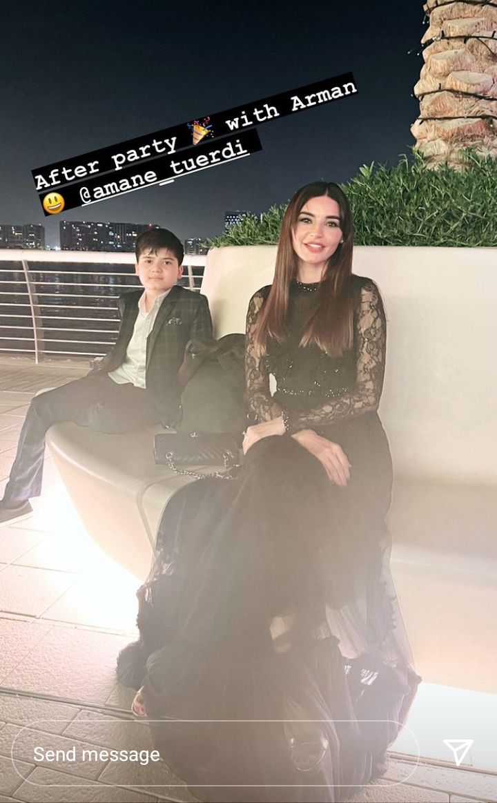 Pakistani Actress Sadia Khan Attends Bollywood's IIFA Awards | Reviewit.pk