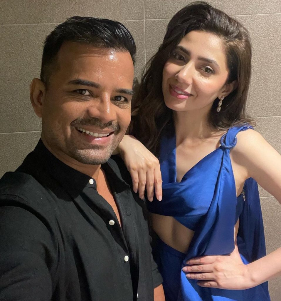 Mahira's Bold Look for Quaid E Azam Zindabad Premiere Gets Hate ...