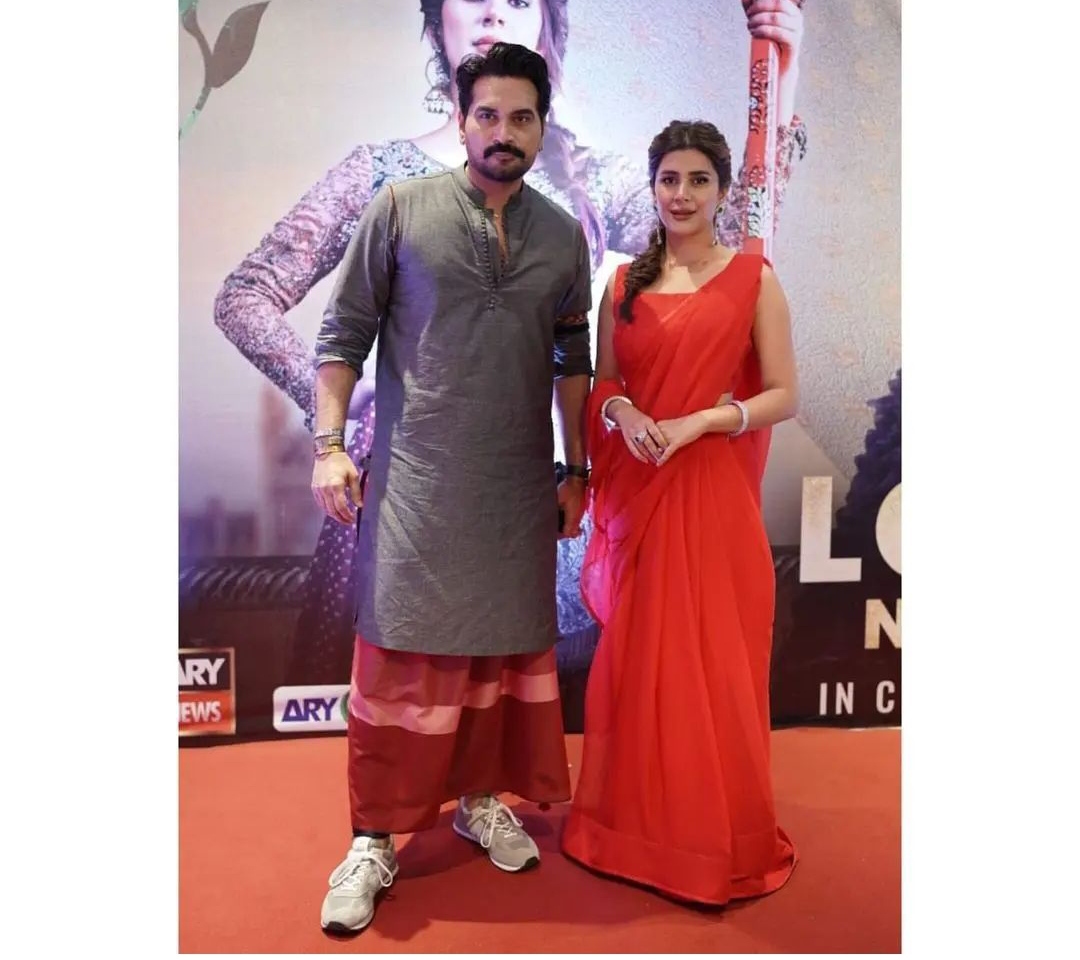 Mehwish Hayat & Saba Qamar's Bold Dressing on Premiere Gets Public Hate ...