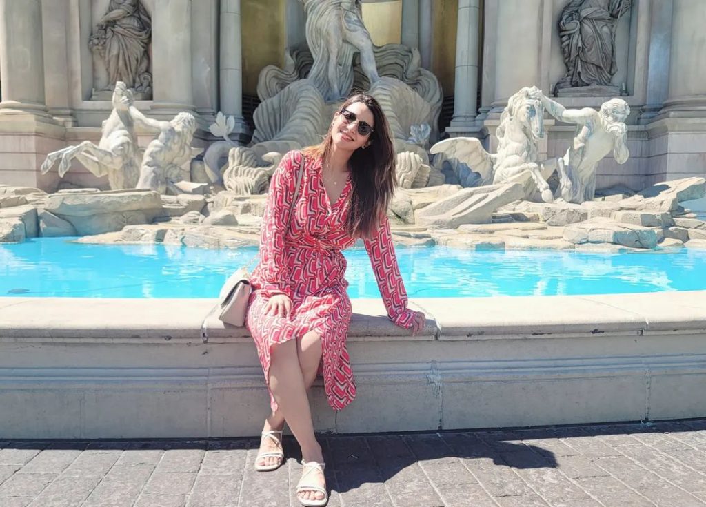 Rabab Hashim New Vacation Pictures with Husband from USA | Reviewit.pk