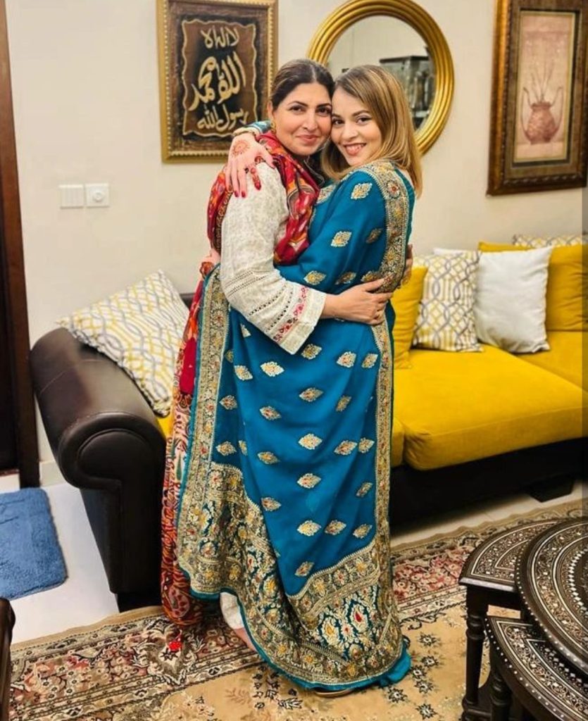 Shagufta Ejaz Family Pictures From Eid Reunion | Reviewit.pk