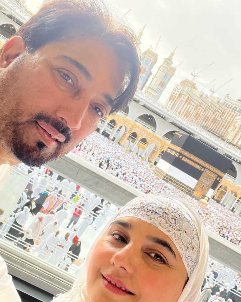 Mesmerizing Pictures Of Javeria And Saud From Hajj Tour | Reviewit.pk