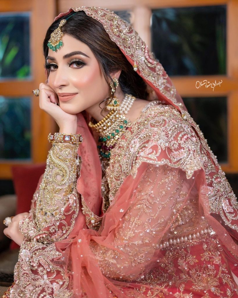 Kinza Hashmi Is A Gorgeous Bride In Her Latest Shoot | Reviewit.pk