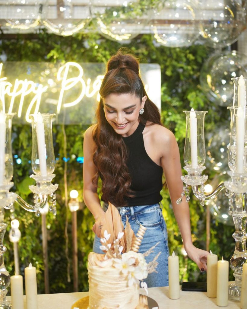 Maya Ali Celebrates Her Birthday In Style | Reviewit.pk