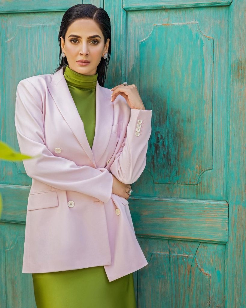 Saba Qamar Was Not The First Choice For Kamli | Reviewit.pk