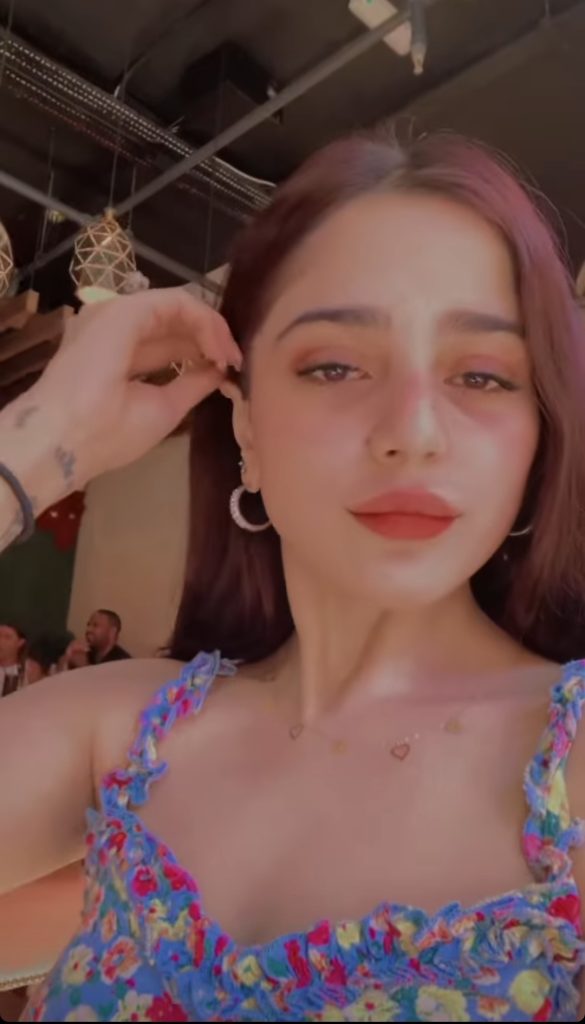 Aima Baig's Latest Vacation Outfit Invites Public Wrath | Reviewit.pk