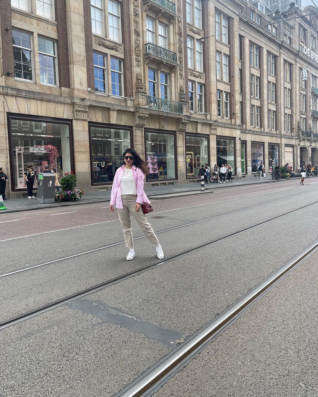 Areeba Habib’s Latest Mesmerizing Clicks From Amsterdam | Reviewit.pk