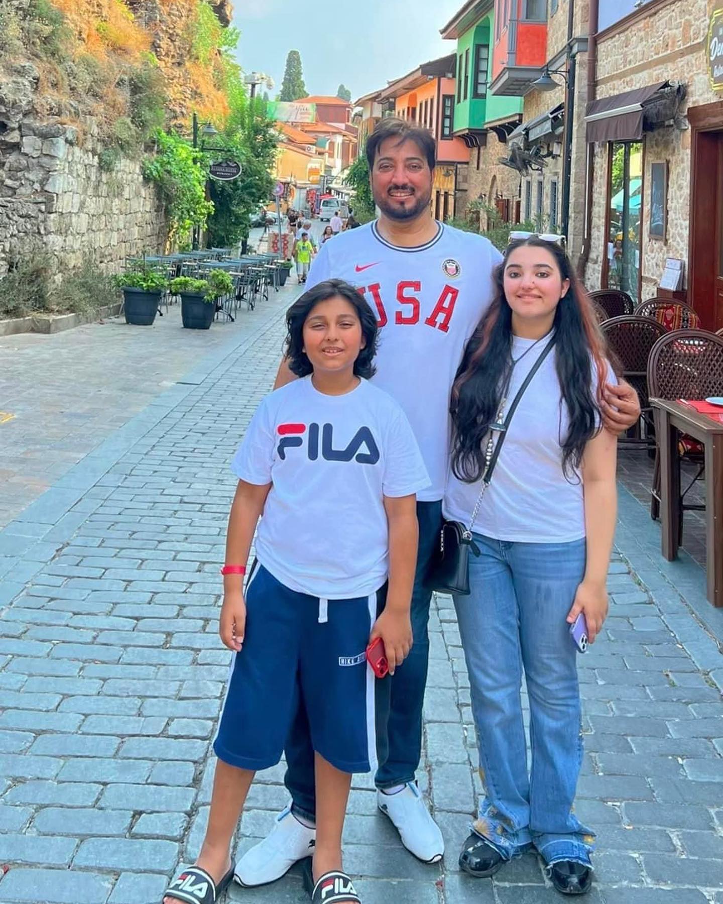 Beautiful Family Pictures Of Javeria Saud And Family From Turkey ...