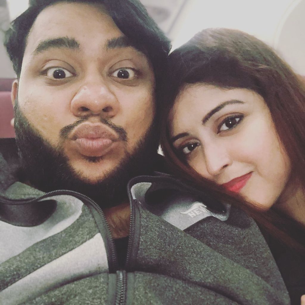 YouTuber Nadir Ali Shares First Picture With Baby Boy | Reviewit.pk