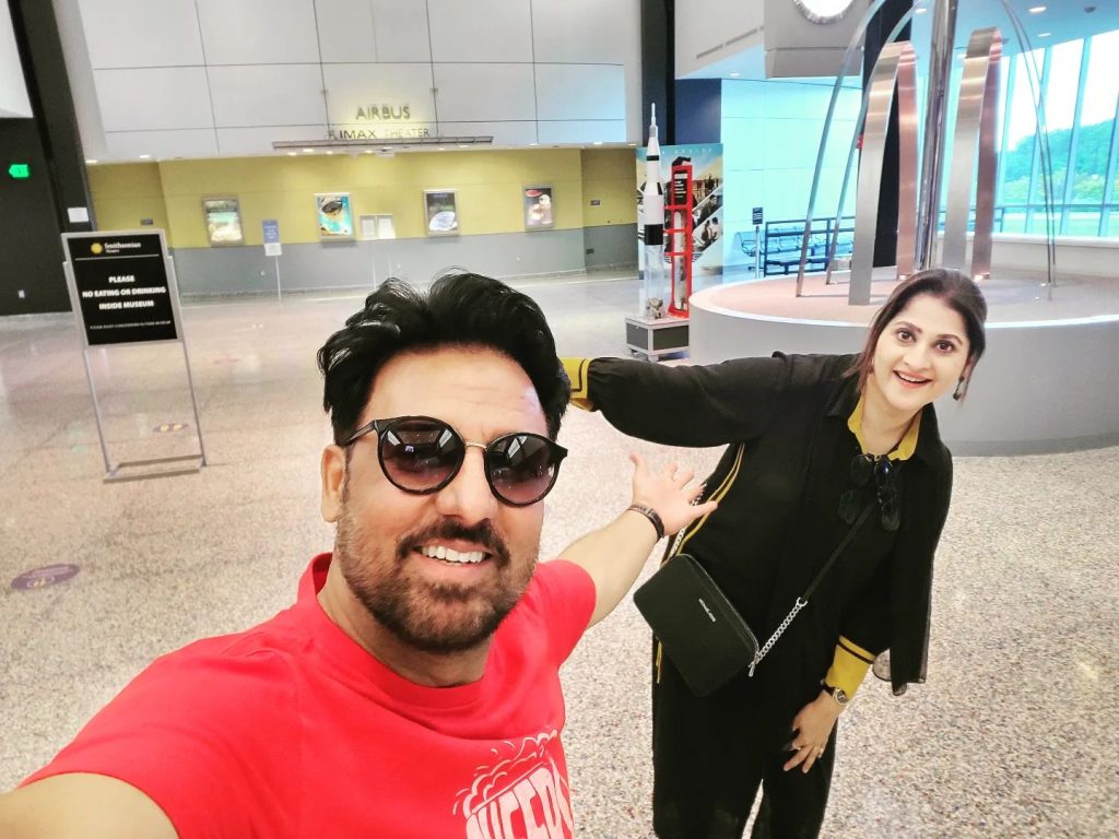 Veteran Actor Rambo Vacationing In Virginia With Family | Reviewit.pk