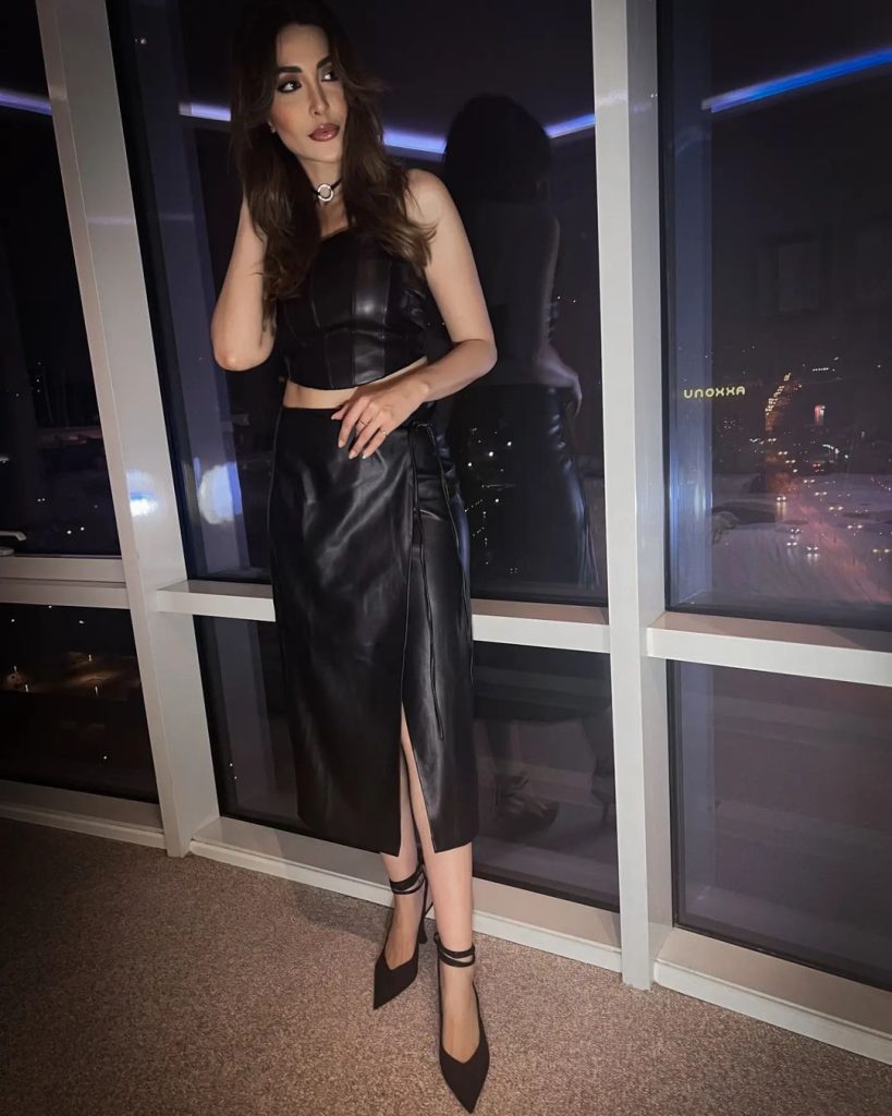 Sabeeka Imam Puts Trendy Foot Forward On Baku Vacations | Reviewit.pk