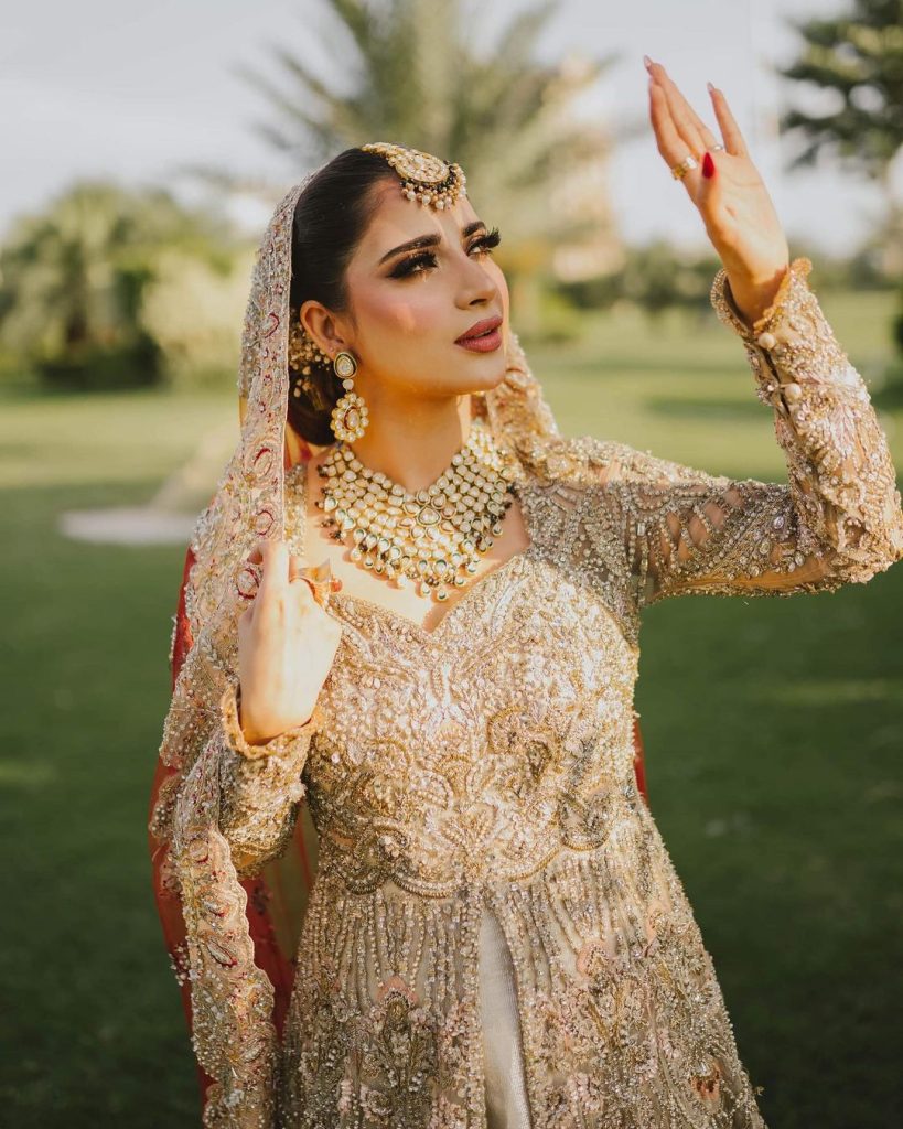 Saboor Aly’s Breathtaking Pictures From Latest Bridal Shoot | Reviewit.pk