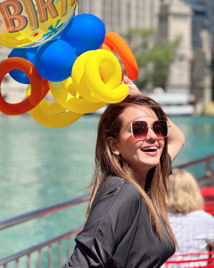 Sumbul Iqbal Celebrates Her Birthday In Chicago | Reviewit.pk
