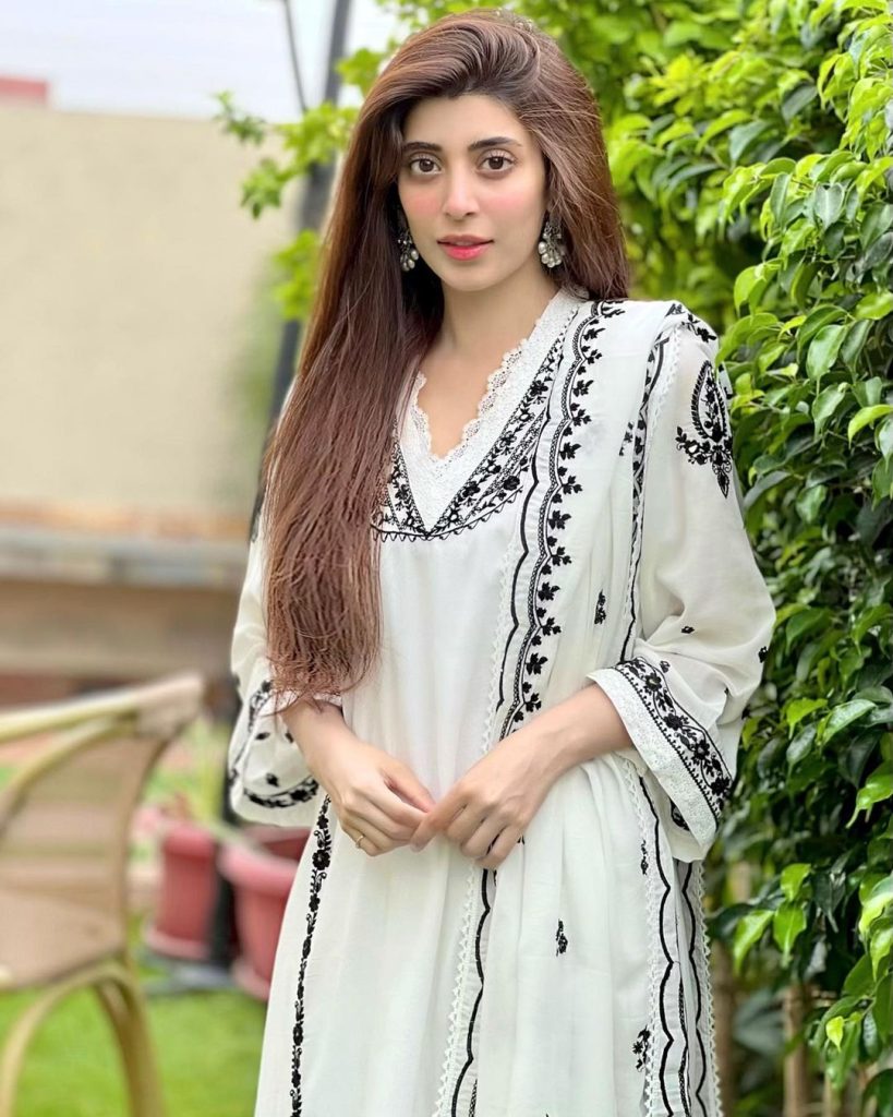 Pakistani Stars And Their Signature Styles | Reviewit.pk