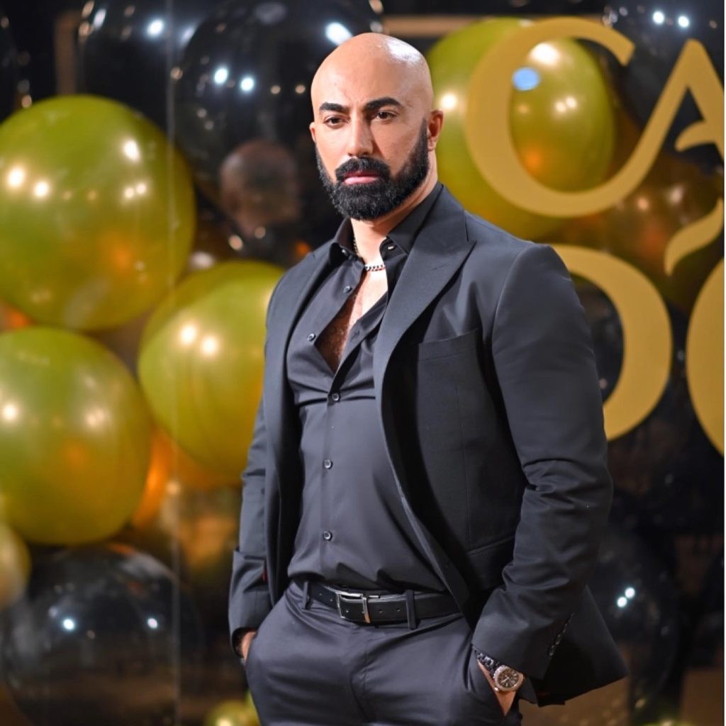 HSY Takes A Dig On Wannabe Designers | Reviewit.pk