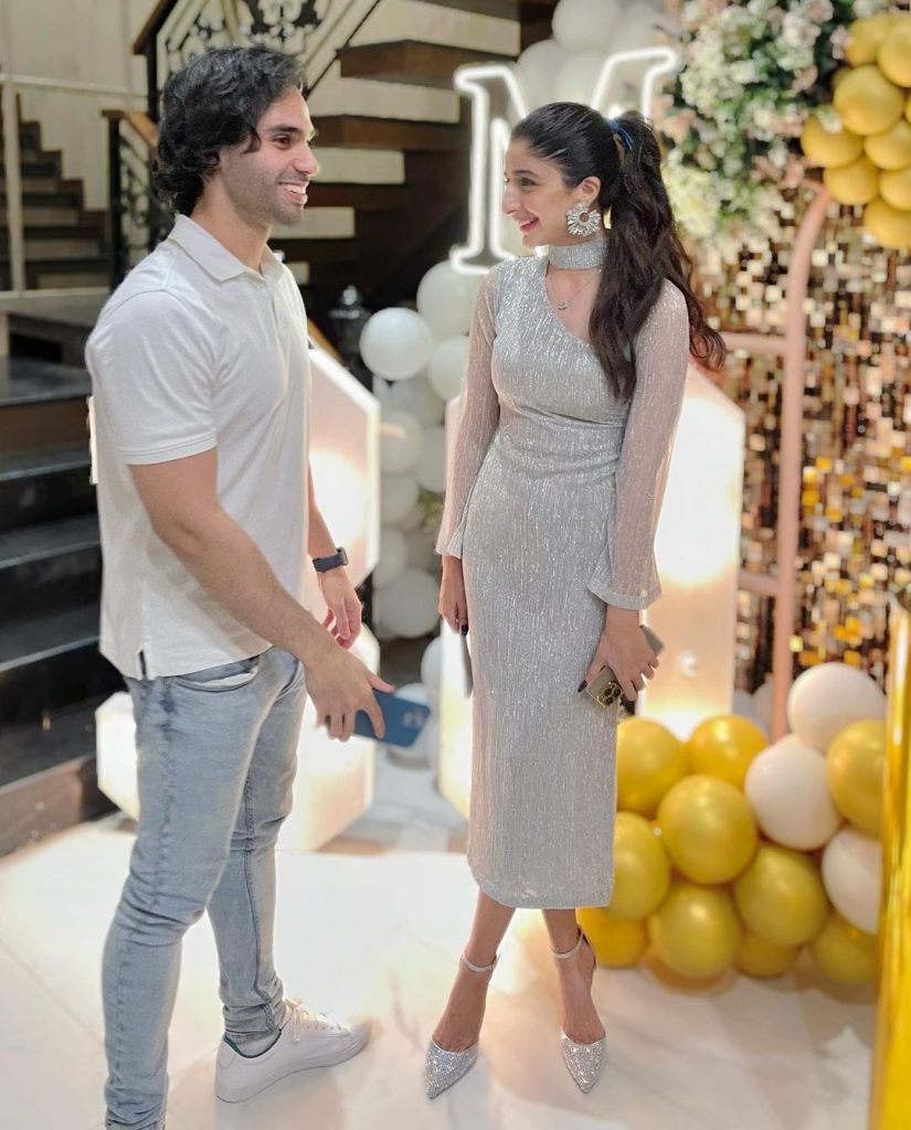 Mawra Hocane Celebrates 30th Birthday With Family & Friends | Reviewit.pk