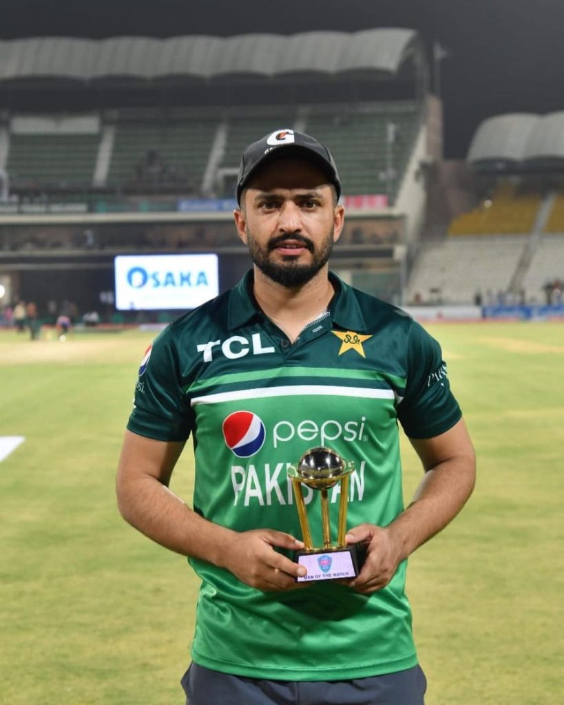 Cricketer Muhammad Nawaz Beautiful Family Pictures | Reviewit.pk