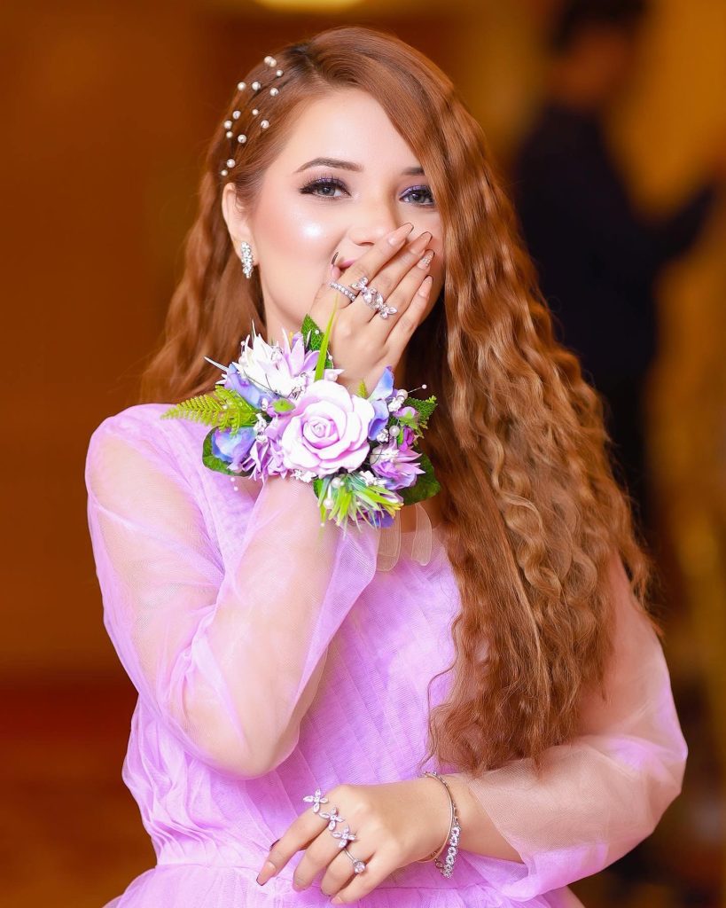 Rabeeca Khan’s Surprise Birthday Party | Reviewit.pk