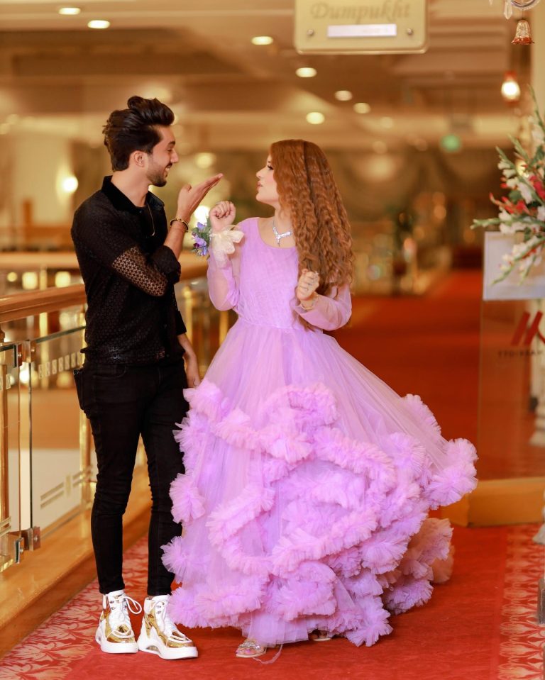 Rabeeca Khan’s Surprise Birthday Party | Reviewit.pk