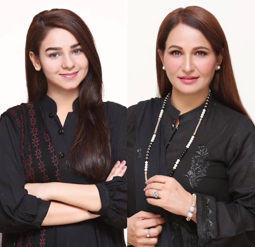 Siyani Famed Beena Chaudhary With Her Daughter Hareem Sohail | Reviewit.pk