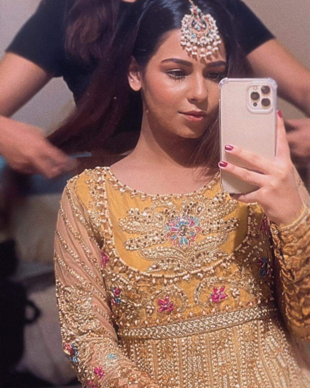 Siyani Famed Beena Chaudhary With Her Daughter Hareem Sohail | Reviewit.pk