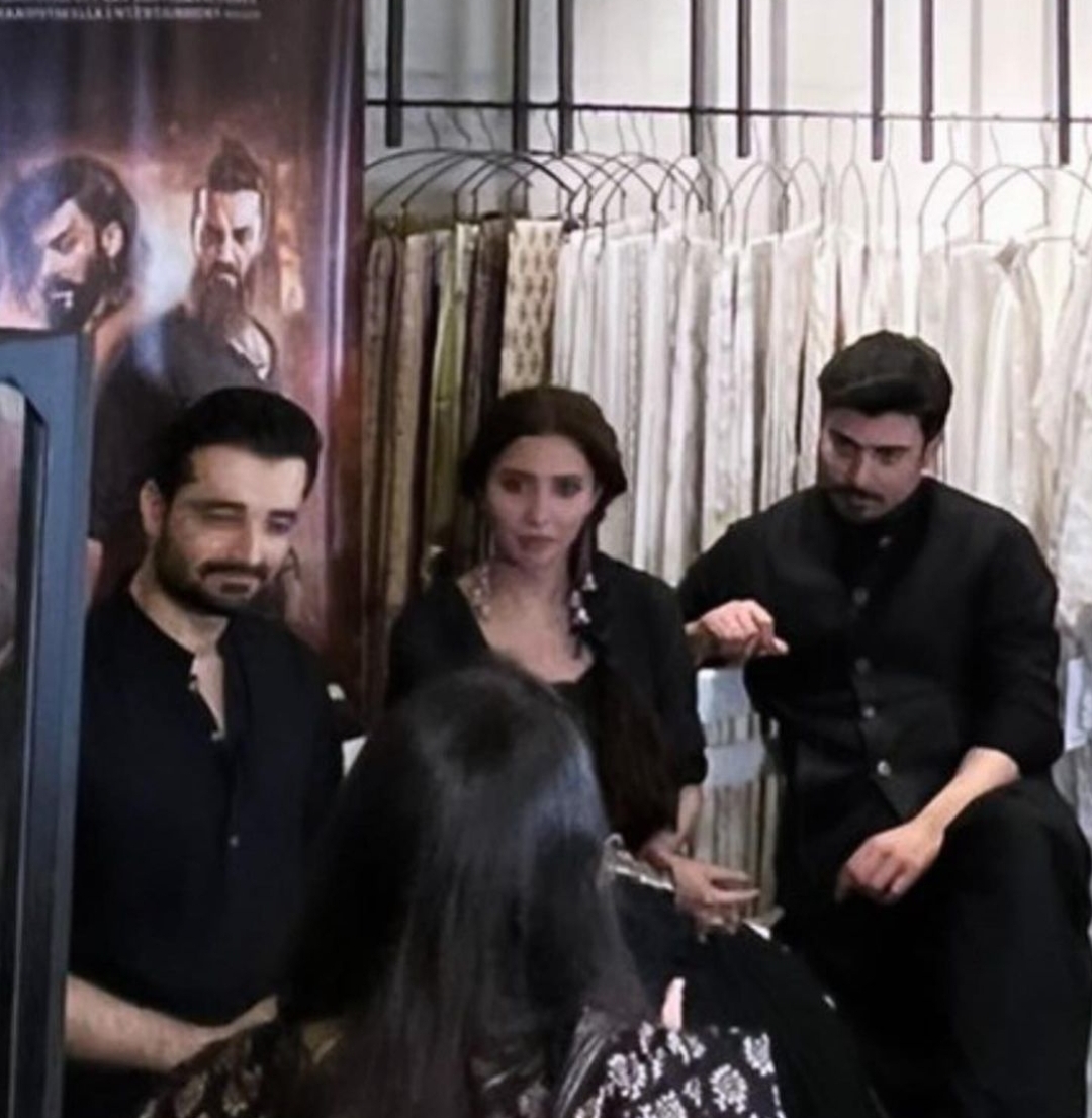 The Legend of Maula Jatt Cast Pictures from Press Day | Reviewit.pk