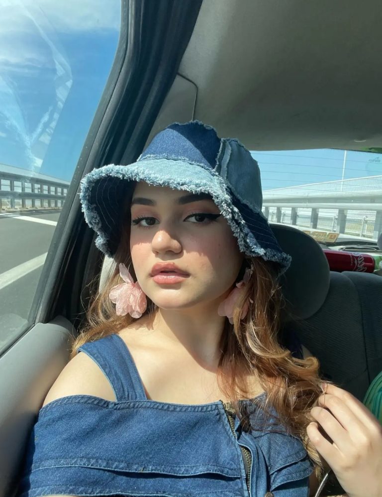 Rahat Fateh Ali Khan's Gorgeous Daughter Maheen's Adorable Pictures ...