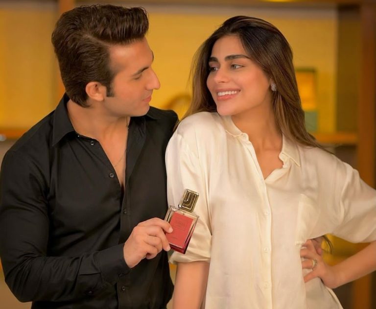 Sadaf Shahroze & Daughter Zahra's New Adorable Pictures | Reviewit.pk