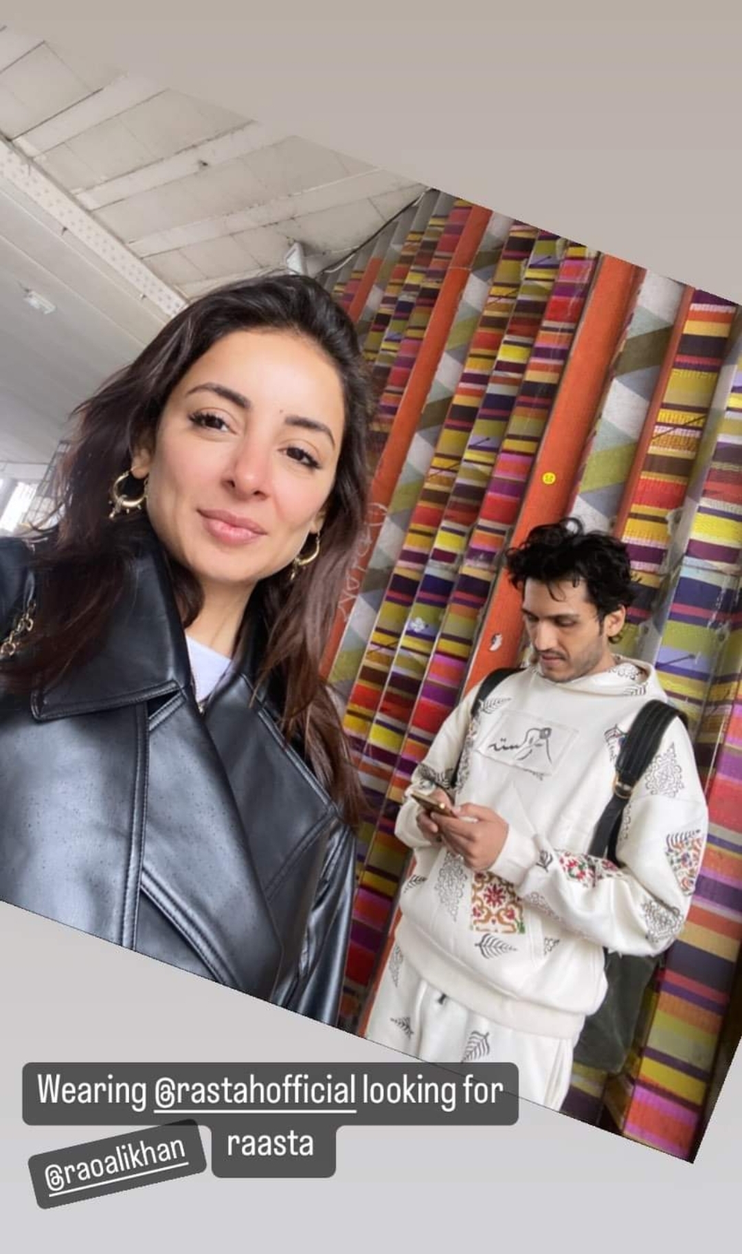 Sarwat Gilani Shares Pictures From Her UK Trip | Reviewit.pk