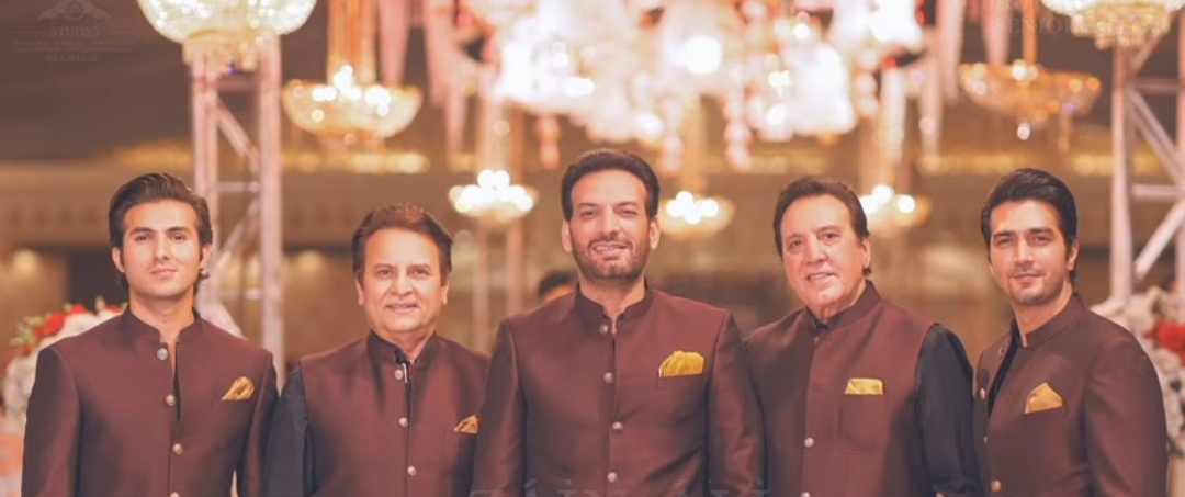 Shahroz Sabzwari Gives An Interesting Insight Into His Family Fights ...