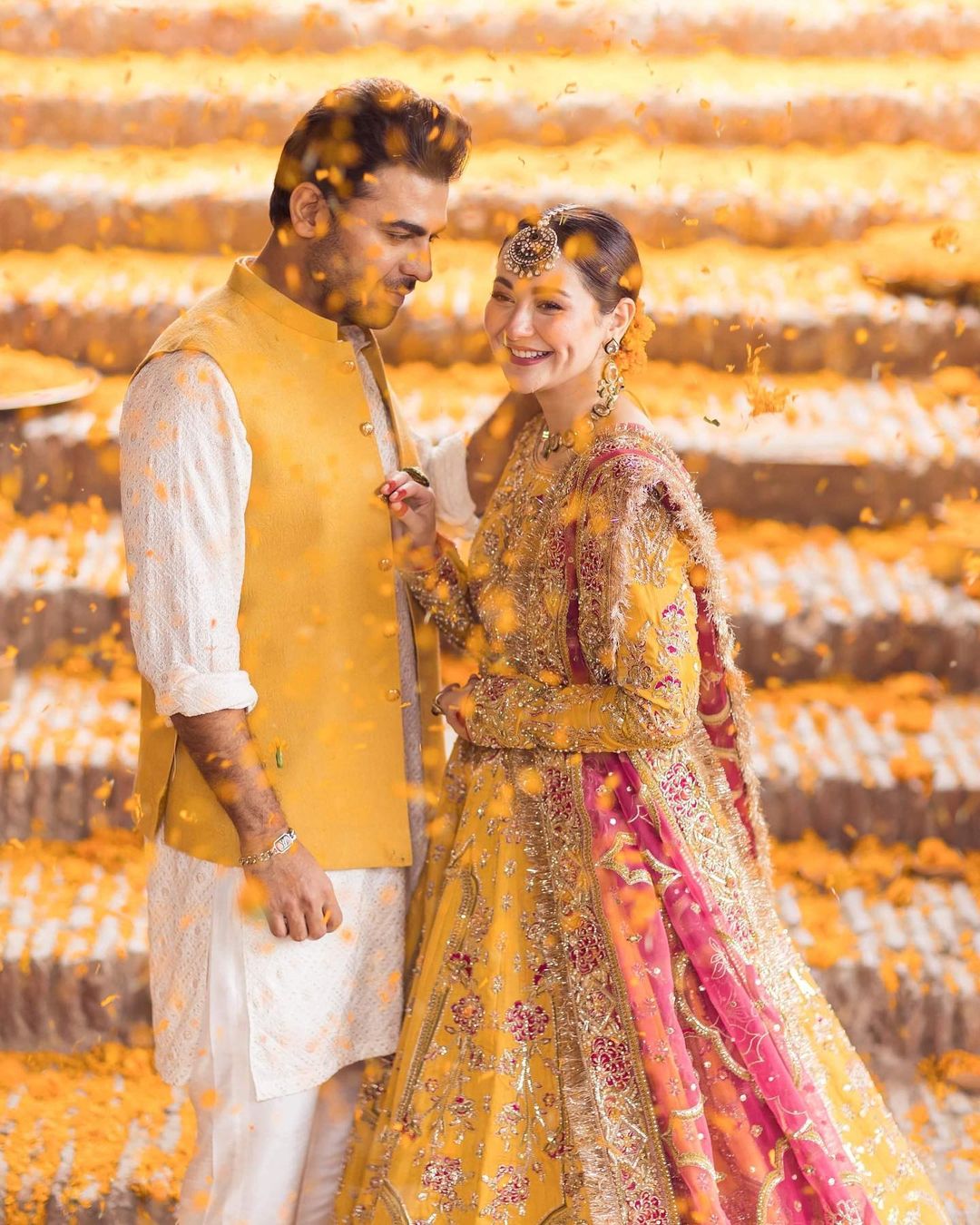 Farhan Saeed And Hania Aamir Make Most Gorgeous Couple In Latest Clicks ...