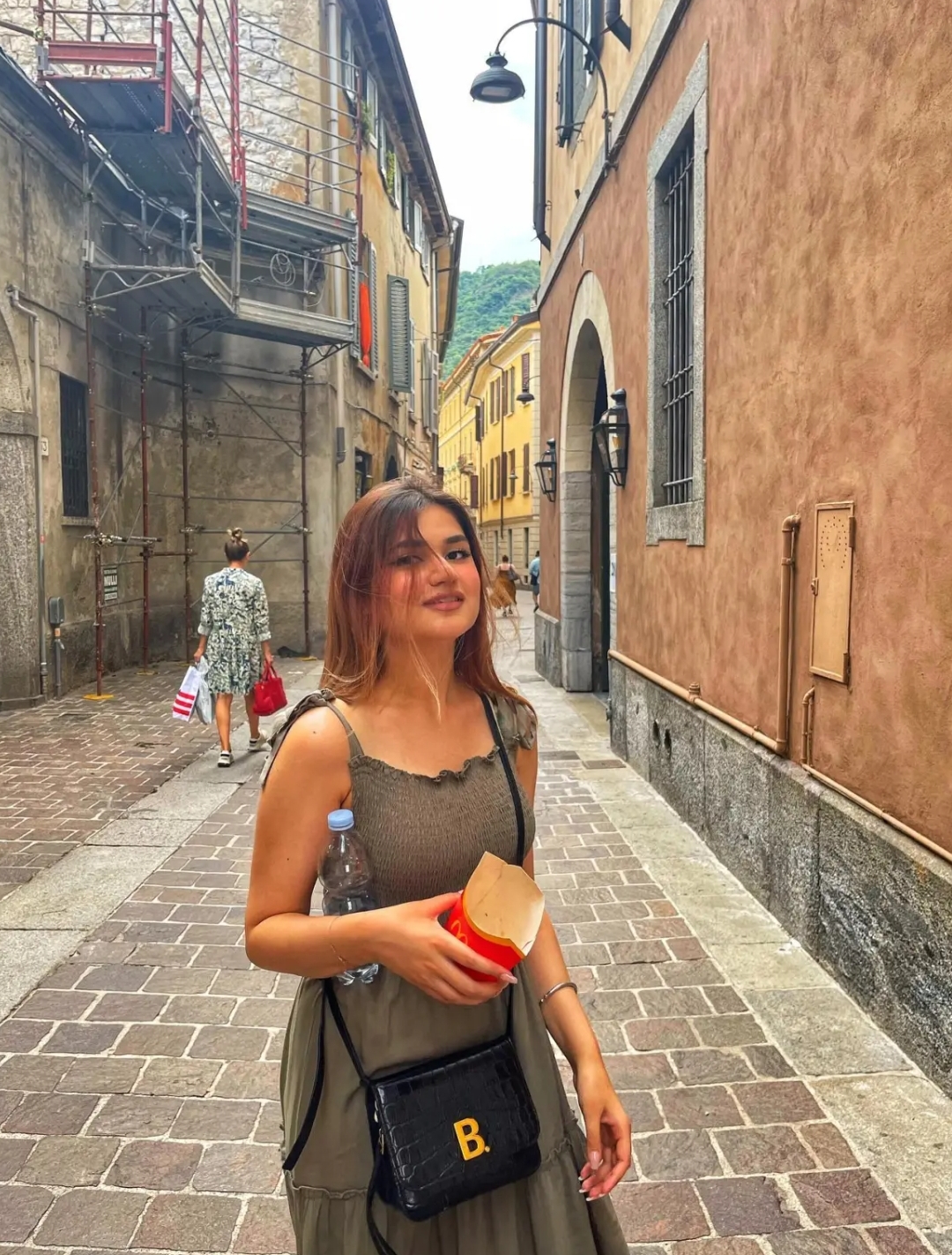 Rahat Fateh Ali Khan's Gorgeous Daughter Maheen's Adorable Pictures ...