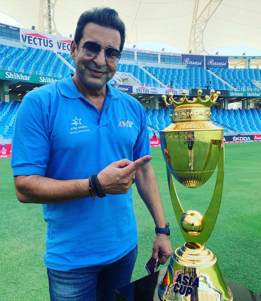 Wasim Akram Reveals He Was An Addict | Reviewit.pk