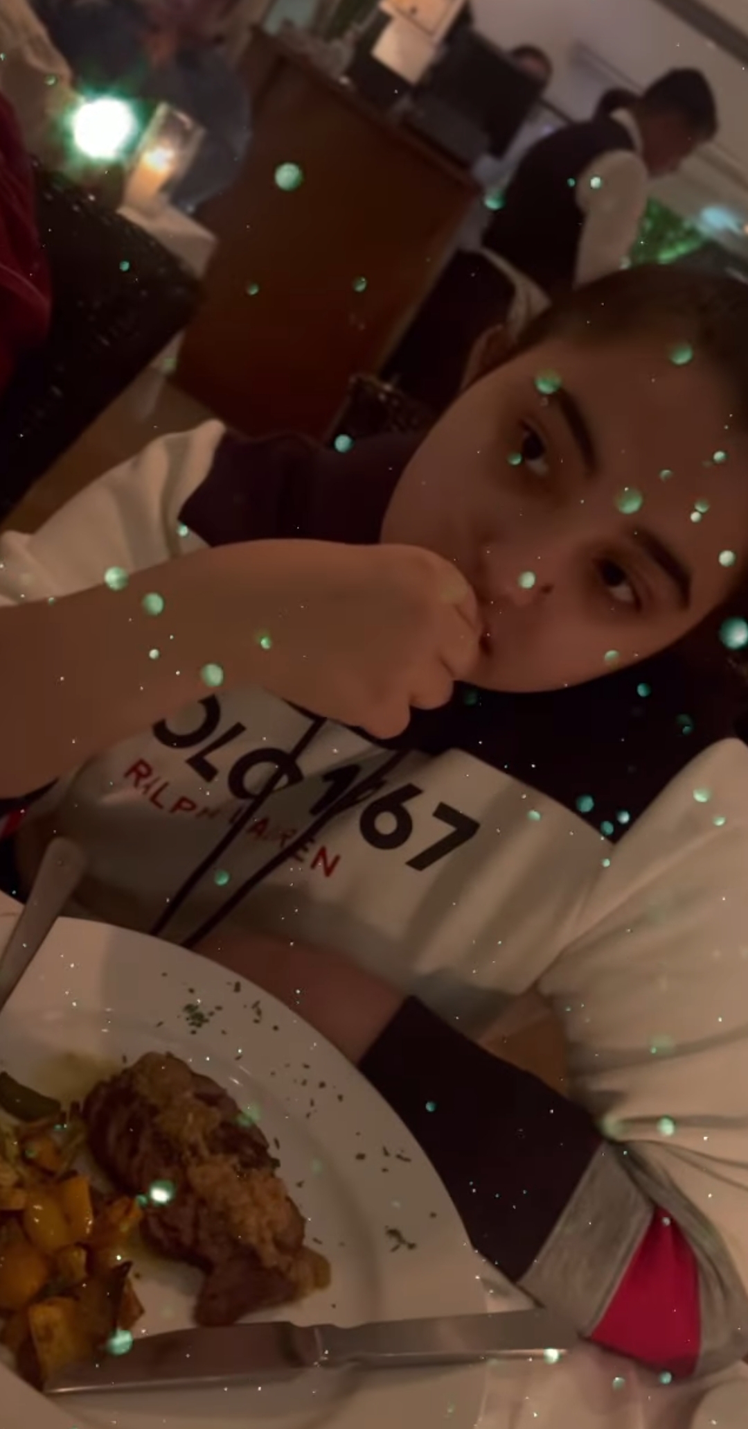Javeria Saud Daughter Jannat's Eyebrow Piercing Video & Pictures ...