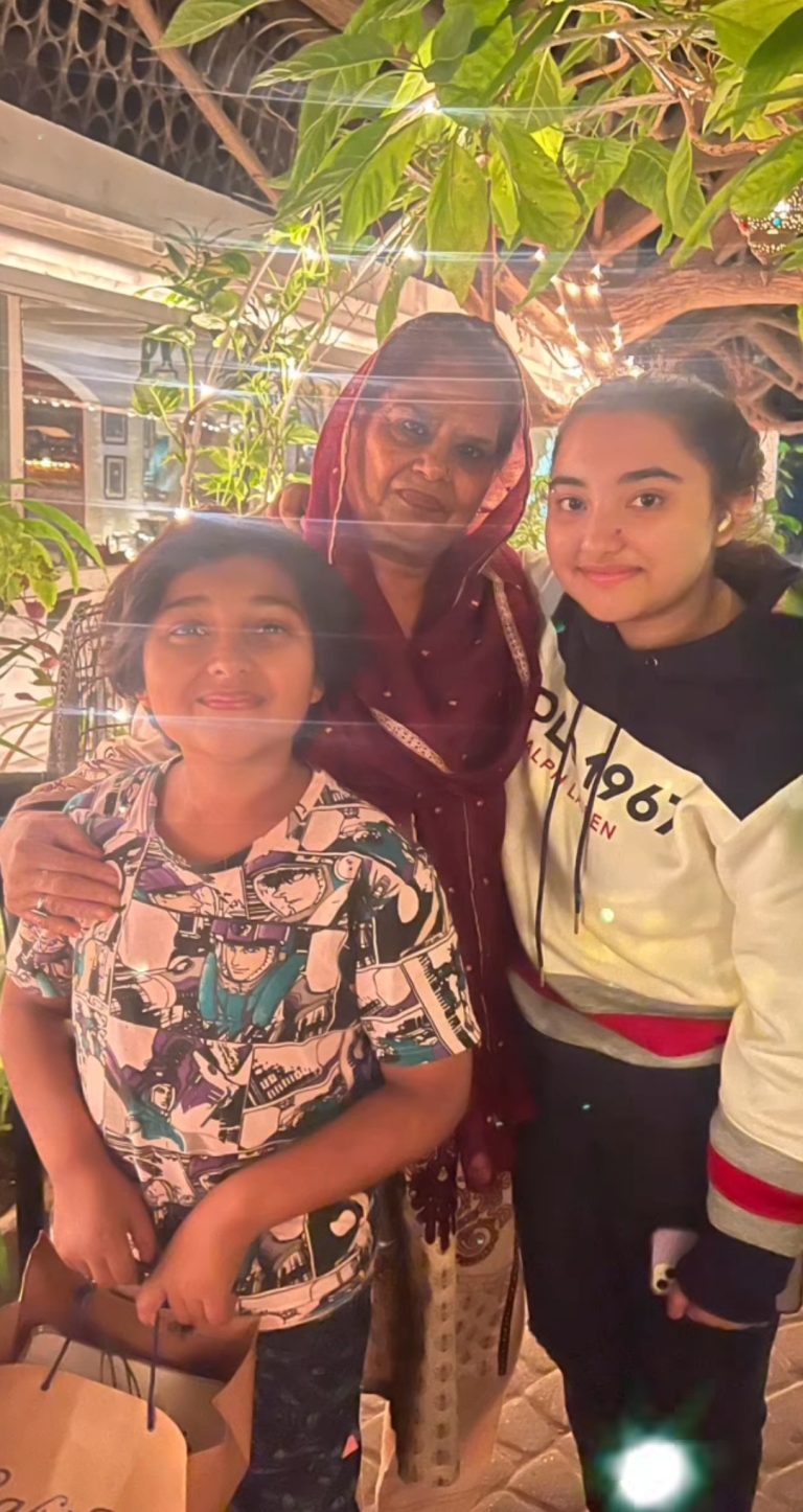 Javeria Saud Daughter Jannat's Eyebrow Piercing Video & Pictures ...