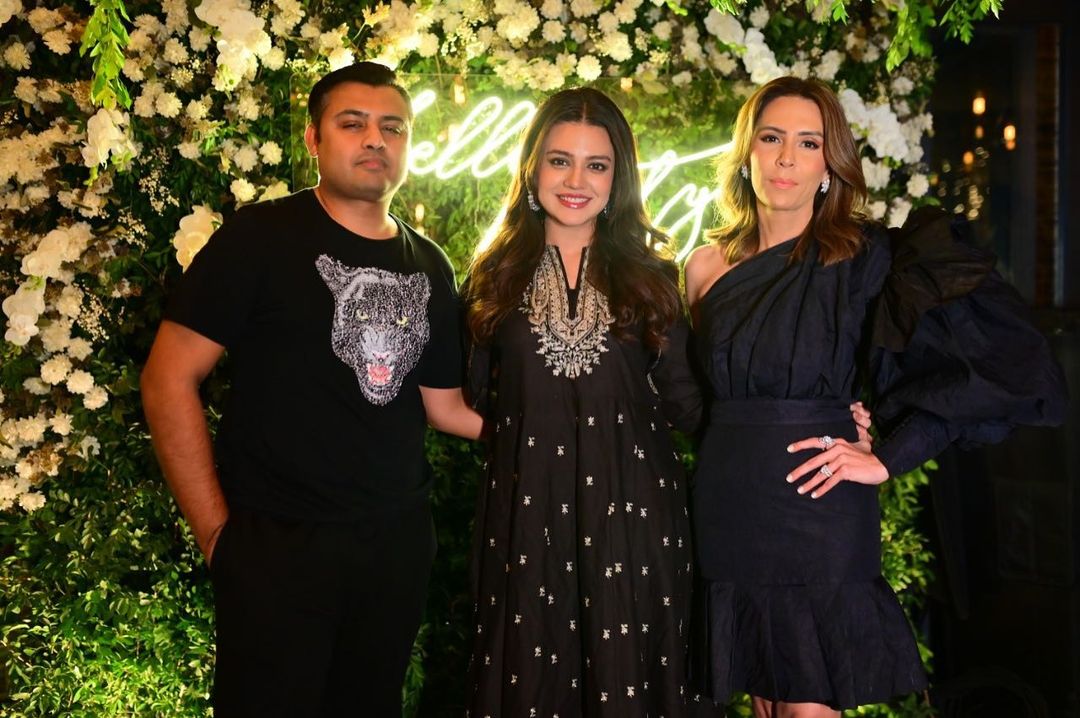 Celebrities At the Birthday Bash Of Maryam Rashdi | Reviewit.pk