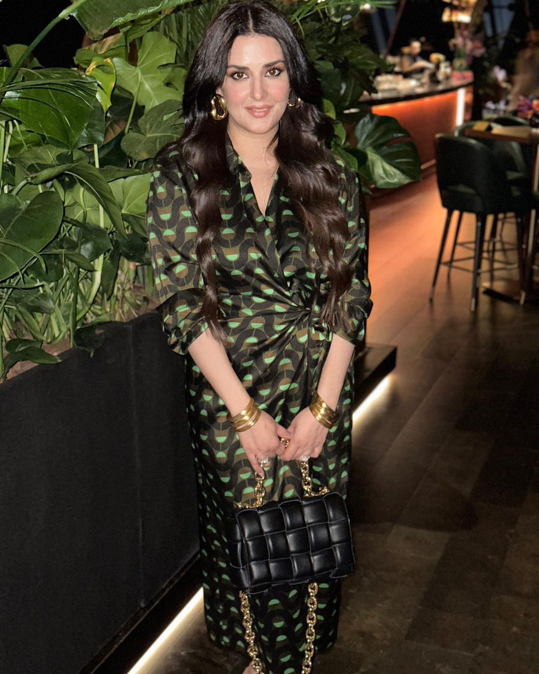 Natasha Khalid Celebrates Birthday With Husband in Dubai | Reviewit.pk