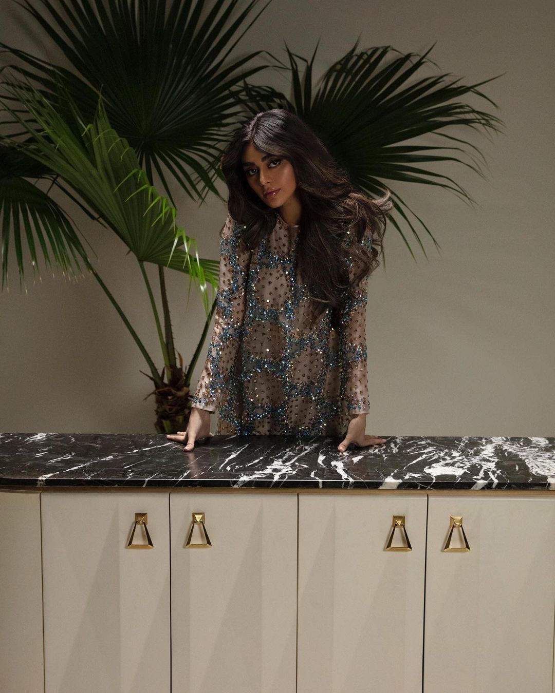 Sadaf Kanwal's First Gorgeous Photoshoot after Her Baby | Reviewit.pk
