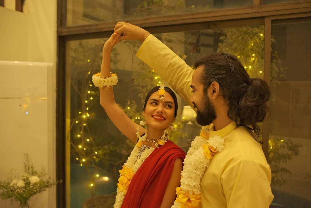 Usman Peerzada Niece & Model Zara Peerzada Engagement Pictures ...