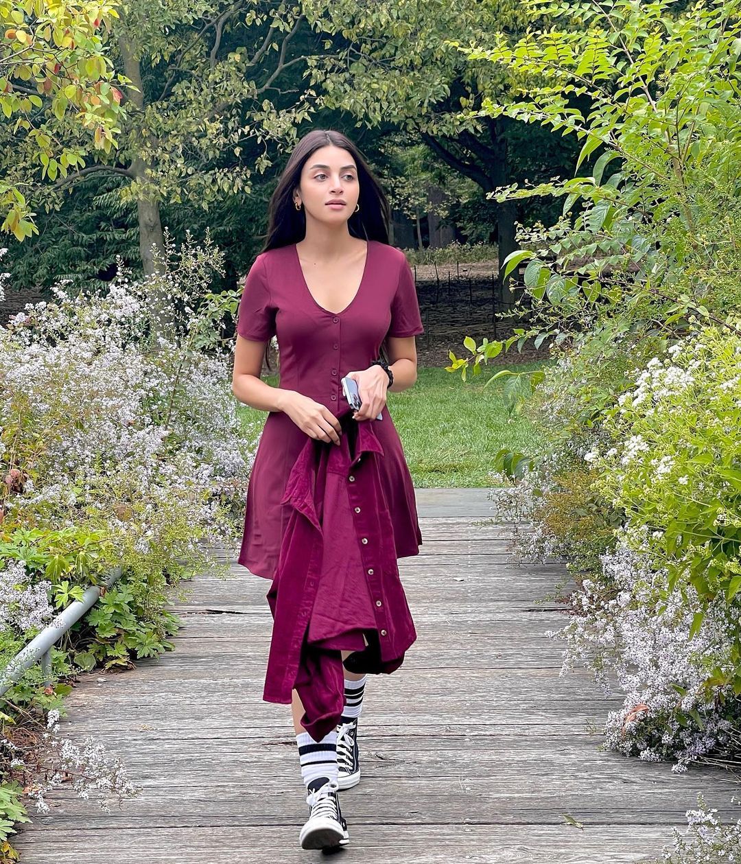 Anmol Baloch's Winter Attire Not Approved By Audience | Reviewit.pk