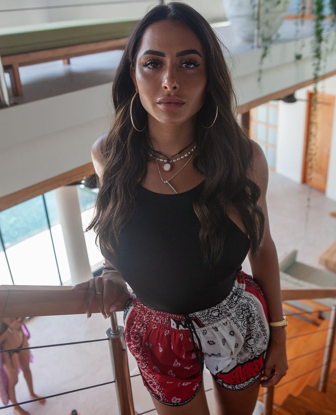 Famous French Model Embraces Islam - Shares Video | Reviewit.pk